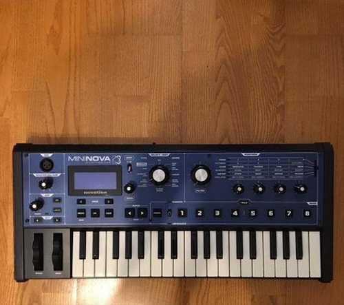 Novation Mininova