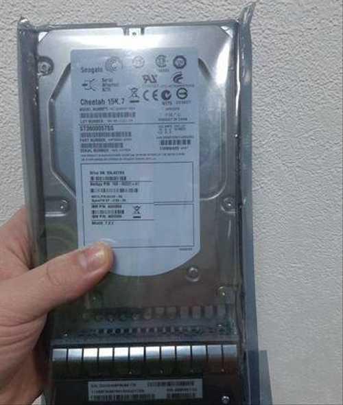 Жесткий диск NetApp X412A-R5 600GB 6G 15K 3.5 SAS