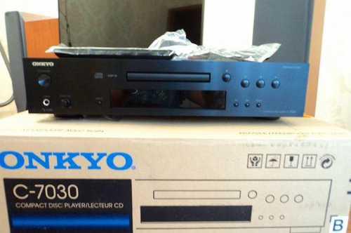 CD проигрыватель Onkyo C-7030