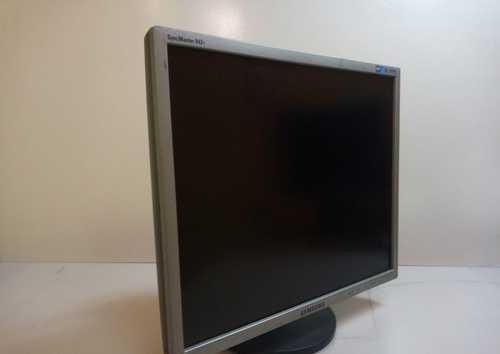 Монитор Samsung SyncMaster 943T 19"