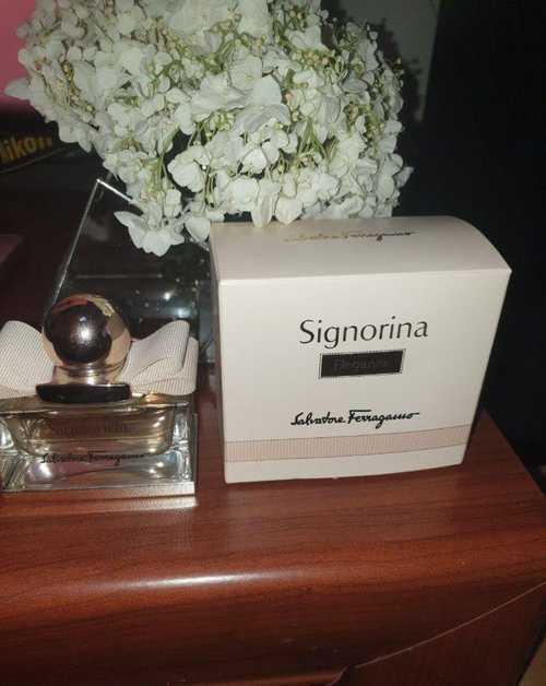 Парфюм Salvatore Ferragamo Signorina eleganza