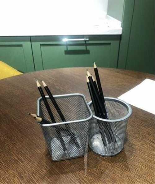 Стакан для ручек и карандашей