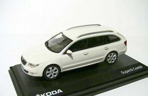 Skoda Superb Combi 2008г Abrex 1-43 Суперб-2 Комби