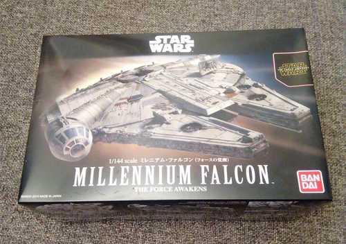 Сборная модель Millenium Falcon