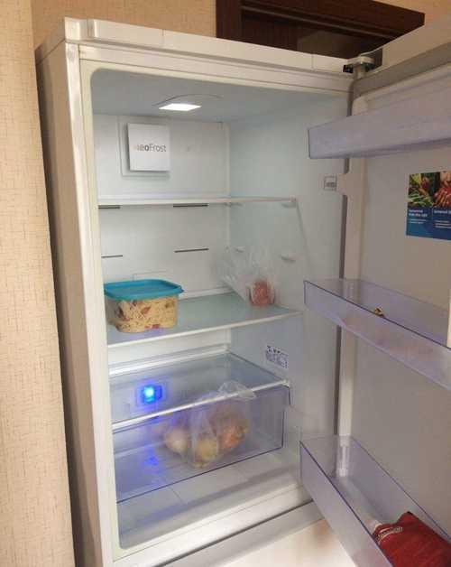 Холодильник Beko rcnk296E21W