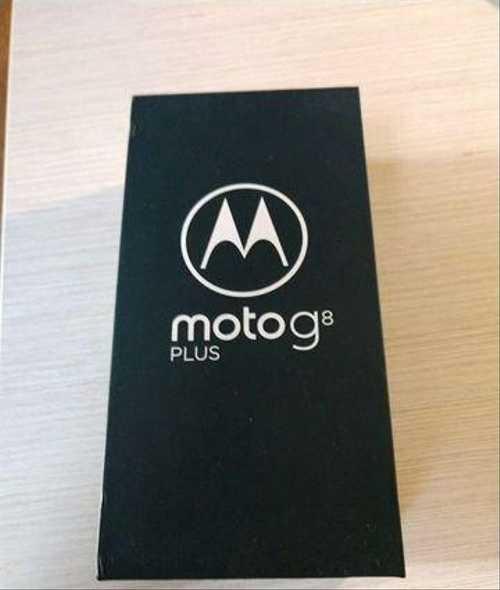 Смартфон Motorola Moto G8+