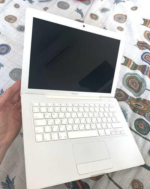 MacBook Pro 13 White