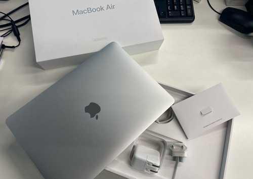 Apple MacBookAir (Retina,13" 2018, 128Gb, Silver)