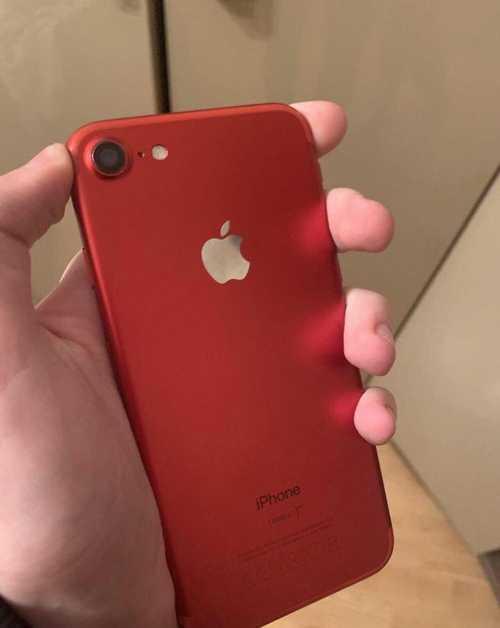 Телефон iPhone 7red
