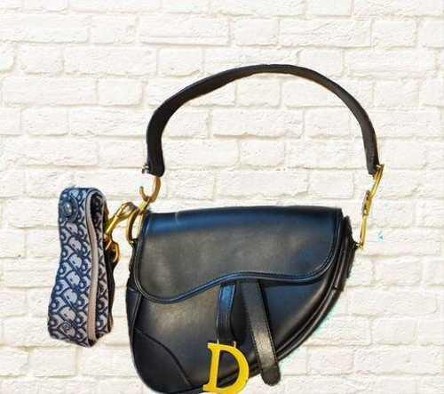 Новая сумка-седло Dior Saddle