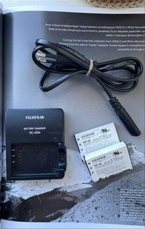 Зарядное устройство и аккумалятор Fujifilm NP-95