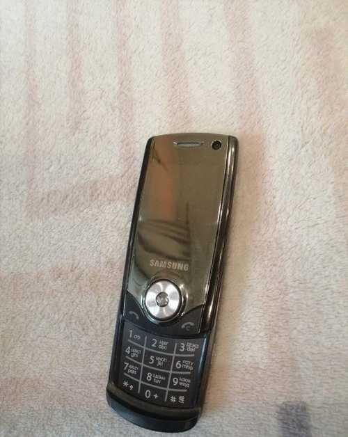 Телефон SAMSUNG SGH-U700