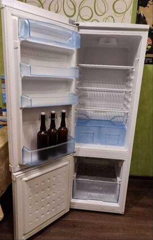 Холодильник б/у красавчик