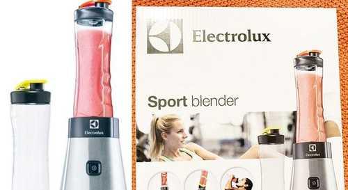 Спортивный блендер Electrolux ESB2500 + 2 бутылки