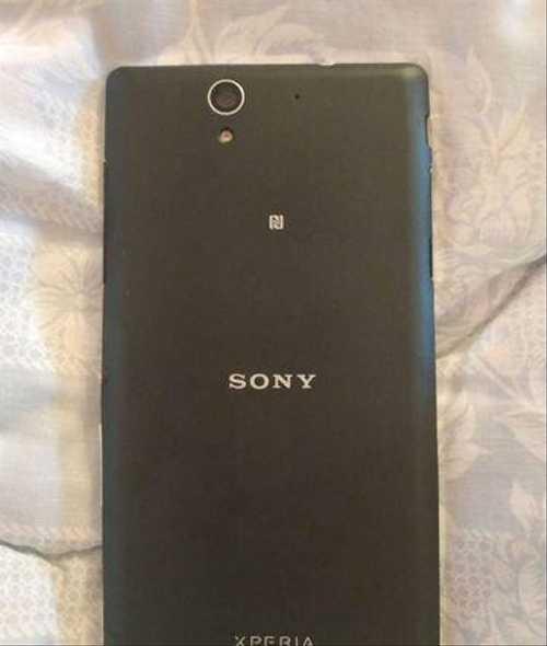 Телефон Sony xperia c3