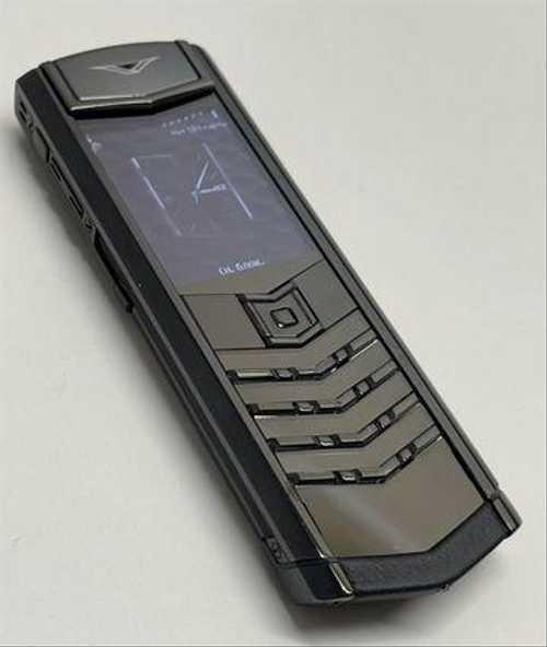 Vertu signature S design ultimate black