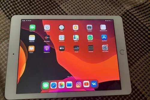 iPad 2018 (6gen) 32 gb коробка зарядка