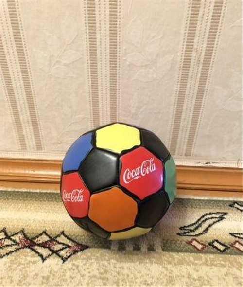 Футбольный мяч Coca-Cola