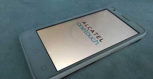 Телефон Alcatel Pixi3