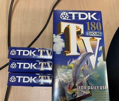 Видеокасета в пленке TDK E-180tved