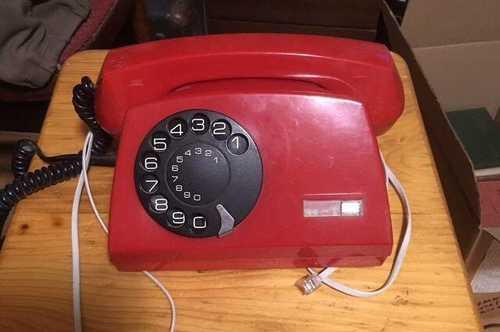 Старый телефон « Астра- 70»