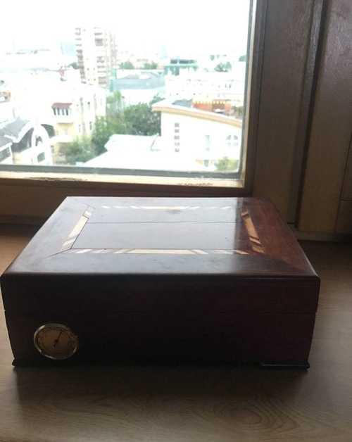 Humidor