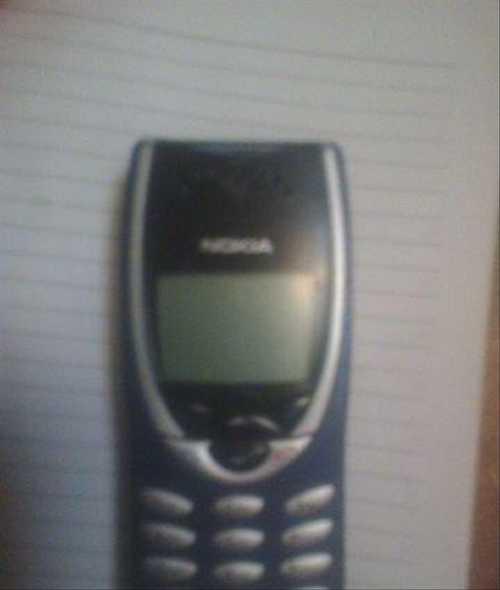 Телефон Nokia 8210