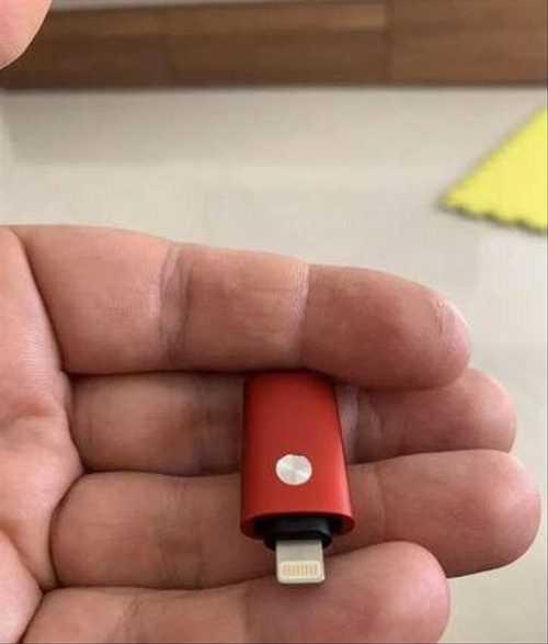 iPhone переходник на USB(флешка)