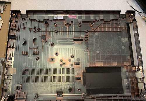 Поддон для ноутбука Lenovo B50-10