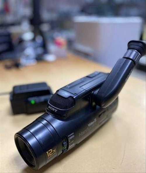 Видеокамера Sony CCD-FX280E