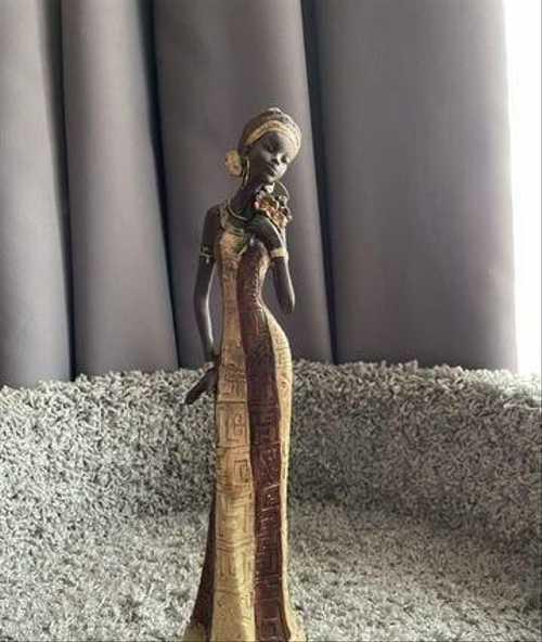 Африканская девушка статуэтка