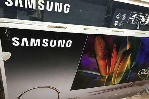 55" 4K Qled Smart TV Samsung QE55Q7F экран