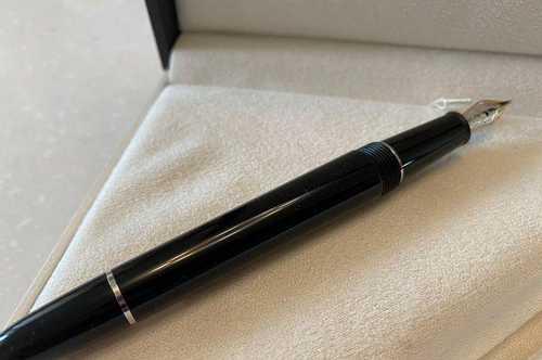 Montblanc перьевая ручка