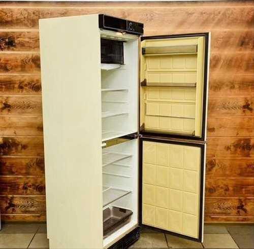 Холодильник бу Helkama