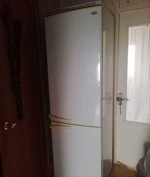 Продам двухкамерный холодильник "Минск"
