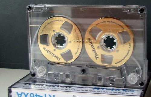 Аудиокассеты с катушками бобинками Technics золото