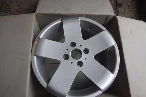 Новые литые диски R16 4х108 3шт
