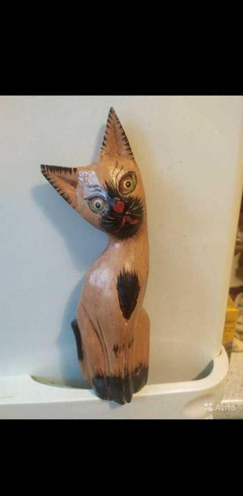 Деревянная фигурка статуэтка кошка