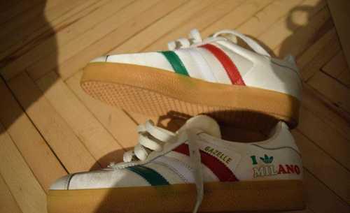 Кроссовски Adidas