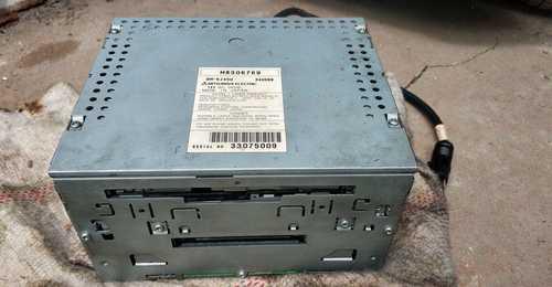 CD changer Mitsubishi Grandis