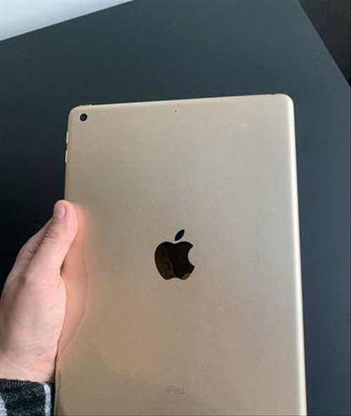 iPad 2017 32gb wifi 5 поколения А1822