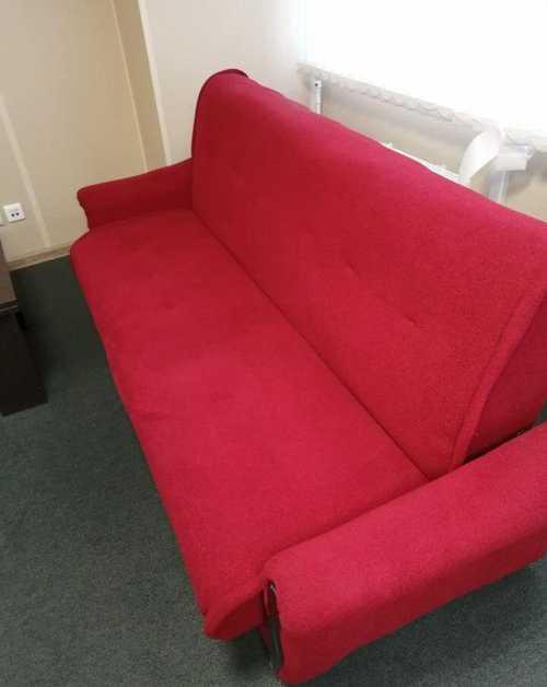 Раскладной диван красный