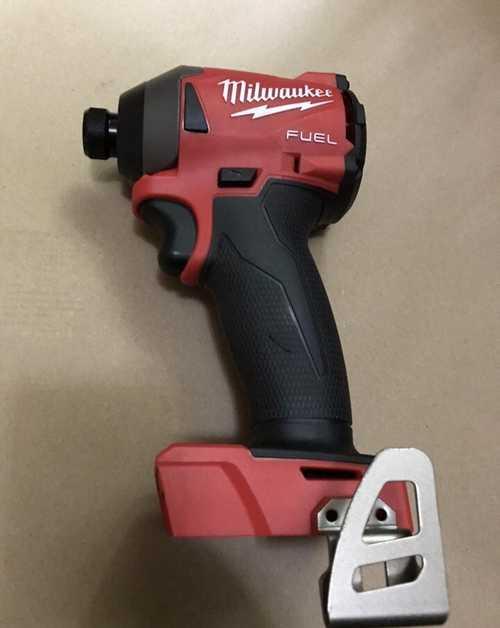 Milwaukee M18 2853-20