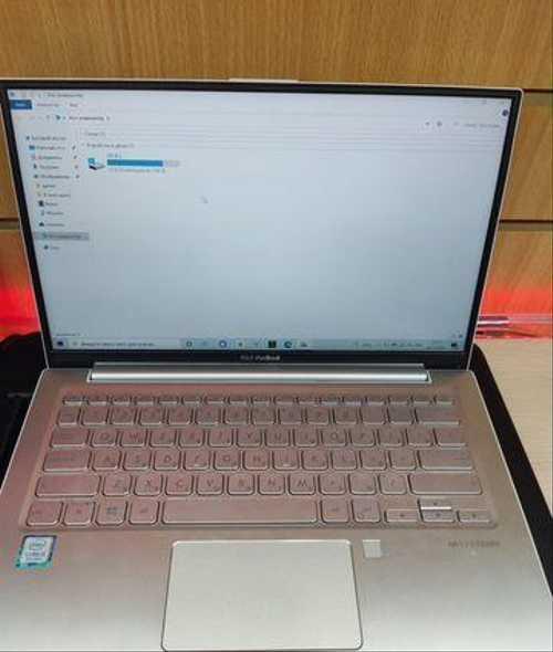 Ноутбук Asus VivoBook S330U