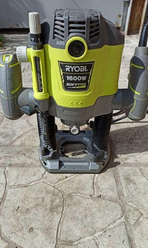 Фрезер ryobi RRT1600-K