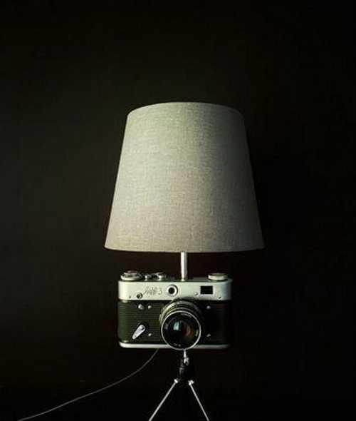 Светильник настольный / лампа из фотоаппарата фэд
