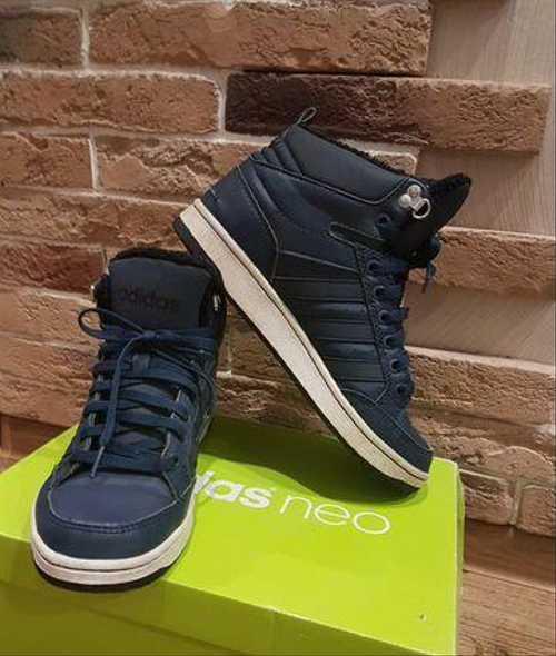 Кроссовки Adidas 40 размера
