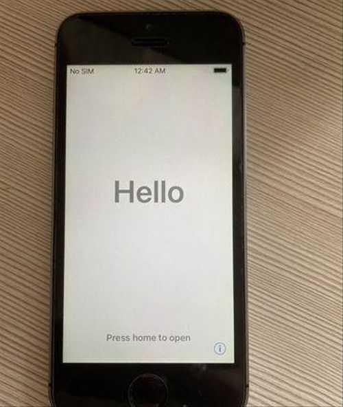 Телефон iPhone 5s