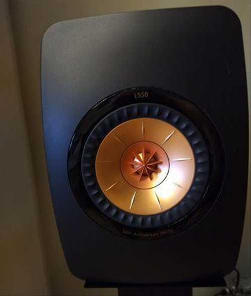 Акустика полочная KEF LS 50