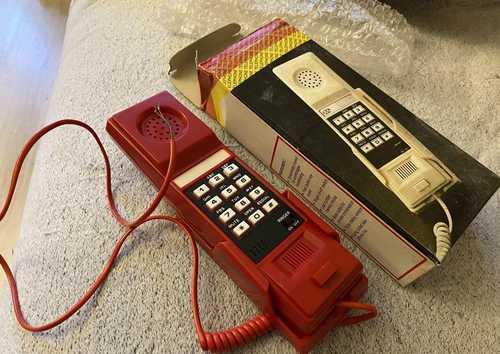 Новый заграничный телефонный аппарат начала 90х